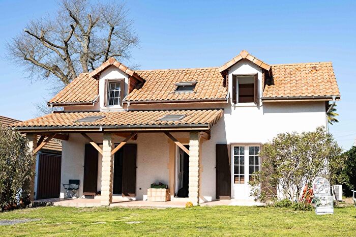 Maison à vendre - Momas - 4 pièces - 3 chambres