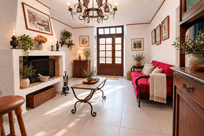 Maison 5 pièces à vendre à Régusse