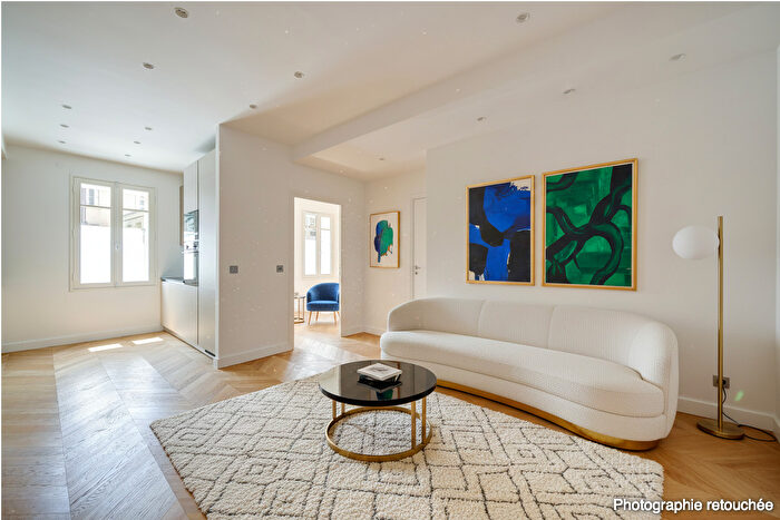 Neuilly-sur-Seine, Plaine des Sablons : Appartement 4 pièces à vendre