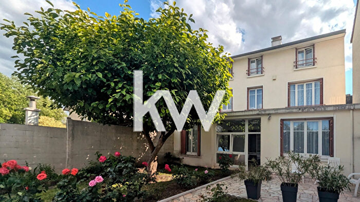 Maison à vendre - Saint-Gratien, Mairie, Petit Lac - 6 pièces - 4 chambres