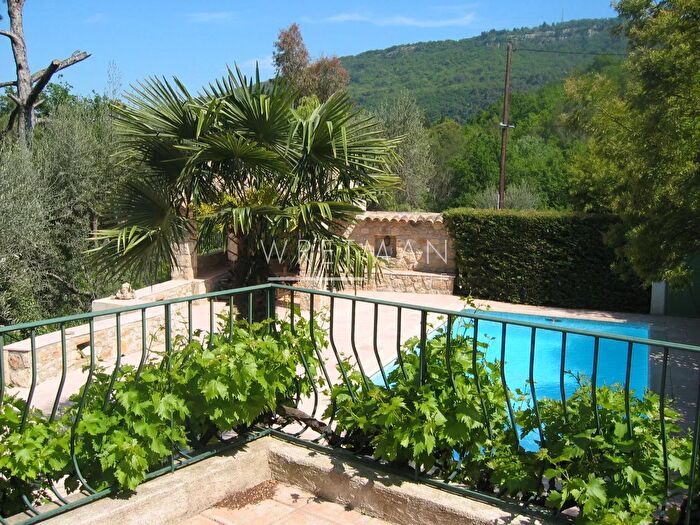 Maison à vendre - Le Bar-sur-Loup - 5 pièces - 3 chambres