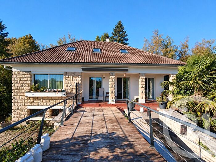 Maison 4 pièces à Donnemarie-Dontilly, à vendre