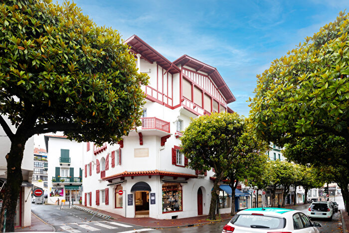 Saint-Jean-de-Luz, Centre-ville : Appartement 3 pièces à vendre