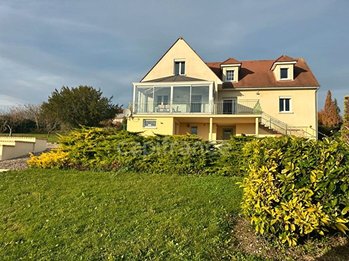 Maison à vendre - Saint-Bris-le-Vineux - 9 pièces - 4 chambres