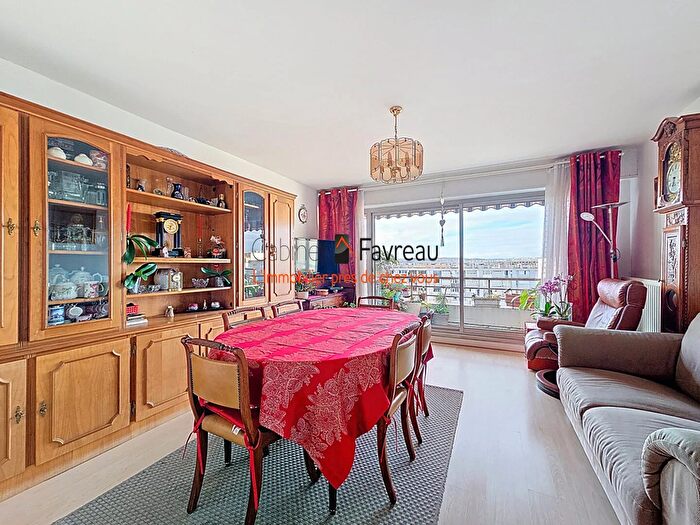 Appartement à vendre - Fresnes, Centre-ville - 3 pièces - 2 chambres