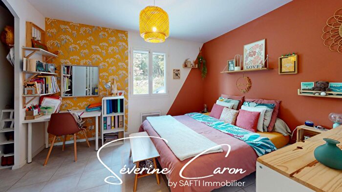 Maison 5 pièces à Camps-la-Source, à vendre