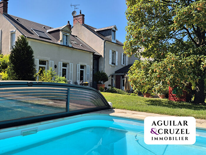 Maison 8 pièces à Bourges, Centre-ville, Charlet, Lahitolle, Pignoux, Sembat, à vendre