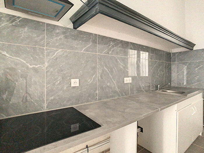 Montélimar, Centre-ville : Appartement 3 pièces à louer