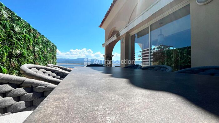 Appartement 5 pièces à Ajaccio, à vendre