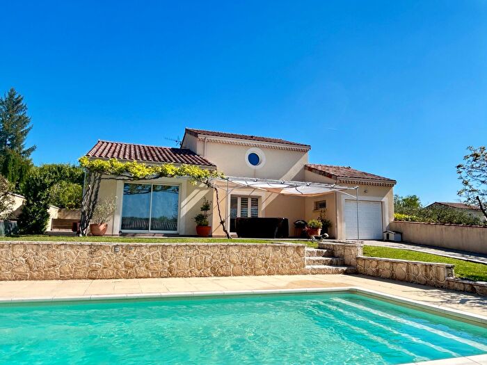 Maison 6 pièces à Sauzet, à vendre