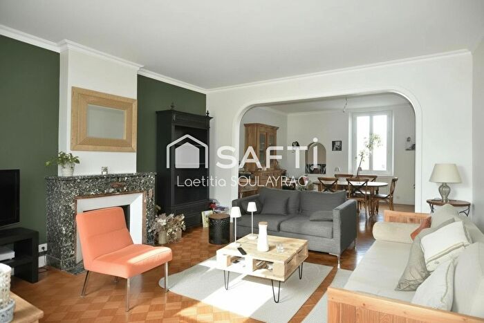 Maison à vendre - Mazamet - 5 pièces - 4 chambres