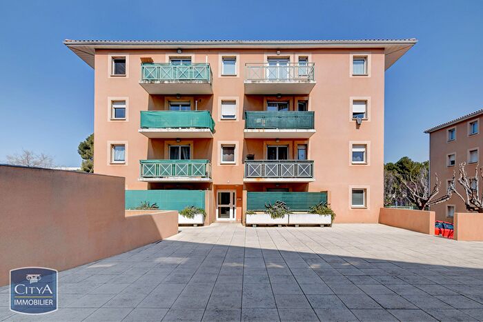 Appartement 2 pièces à Vitrolles, Bords de létang, Tribales, Ferme de Croze, à vendre