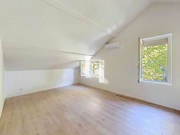 Caluire-et-Cuire : Appartement 3 pièces à louer