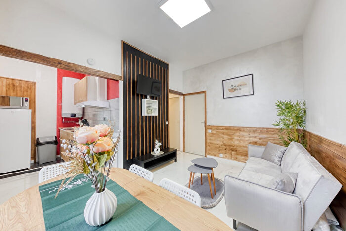 Corbeil-Essonnes, Tarterêts : Appartement 3 pièces à vendre