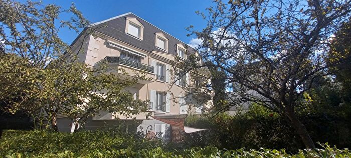 Appartement à vendre - Le Raincy, Côteaux - 4 pièces - 2 chambres
