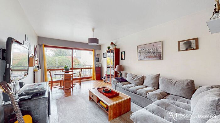 Appartement à vendre - Le Plessis-Robinson, Cité Basse - 2 pièces - 1 chambre