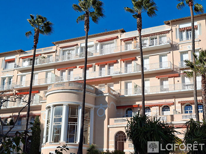 Appartement à vendre - Hyères, Costebelle, Almanarre - 2 pièces - 1 chambre