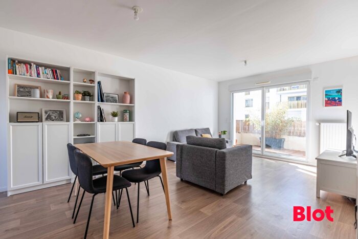 Appartement à vendre - Quartiers Centre, Beaulieu - 4 pièces - 3 chambres