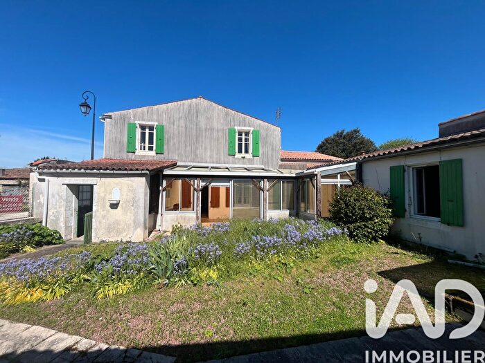 Maison 5 pièces à vendre à Bourgneuf