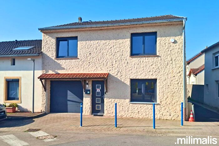 Maison à vendre - Ay-sur-Moselle - 6 pièces - 4 chambres