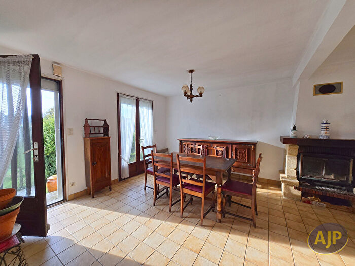 Maison à vendre - Guégon - 5 pièces - 3 chambres