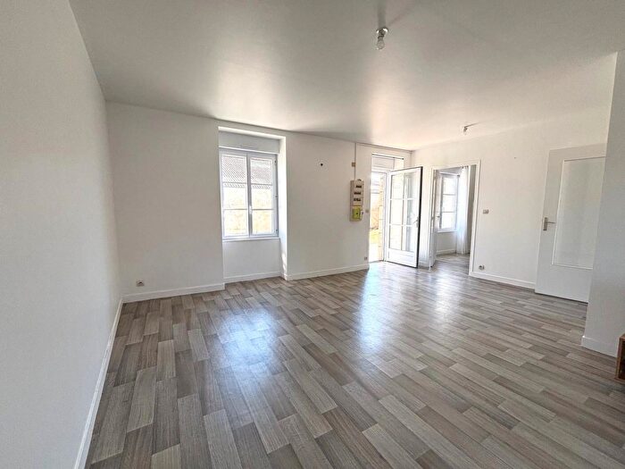 Maison 4 pièces à louer à Ancinnes