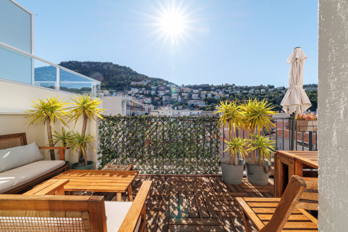 Appartement 2 pièces à Nice, Saint-Roch, à vendre