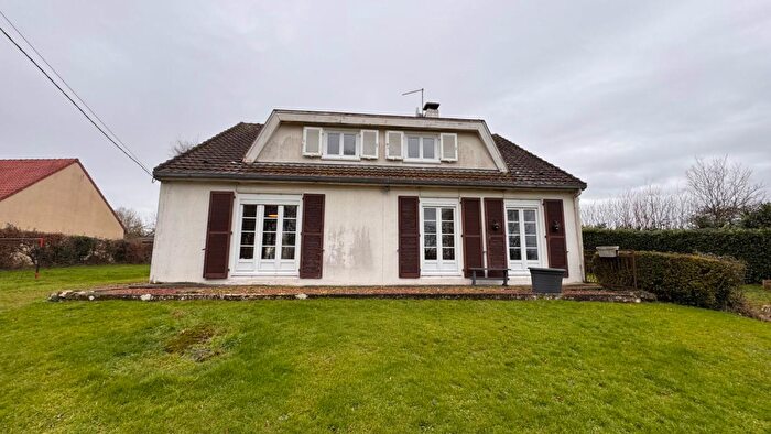 Maison à vendre - Huchenneville - 6 pièces - 5 chambres