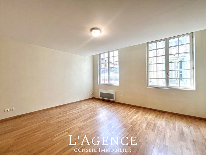 Limoges, Centre-ville, Hôtel de Ville, Emailleurs : Appartement 2 pièces à louer