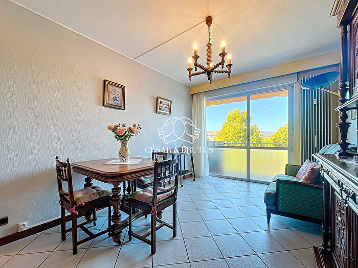 Appartement à vendre - Le Péage-de-Roussillon - 4 pièces - 3 chambres