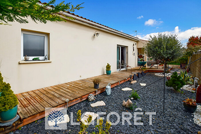 Maison à vendre - Tesson - 4 pièces - 3 chambres