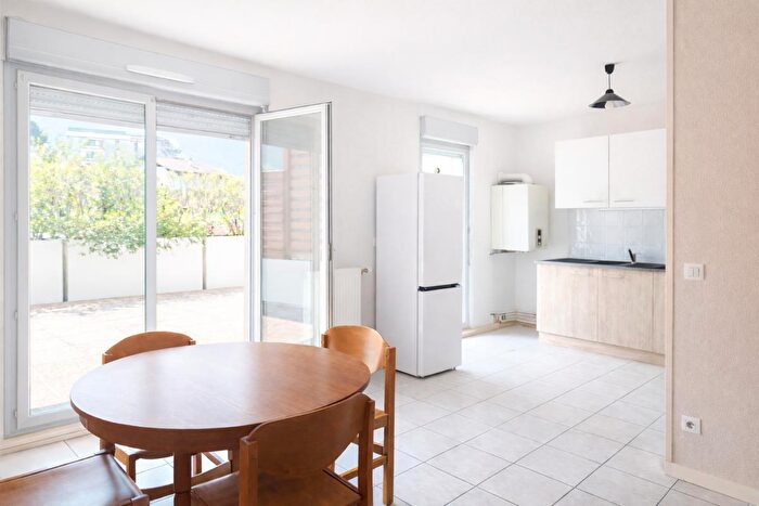 Appartement à louer - Albertville, Val des Roses - 2 pièces - 1 chambre