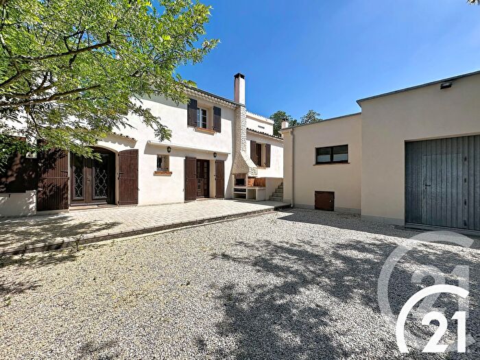 Maison 8 pièces à Taillades, à vendre