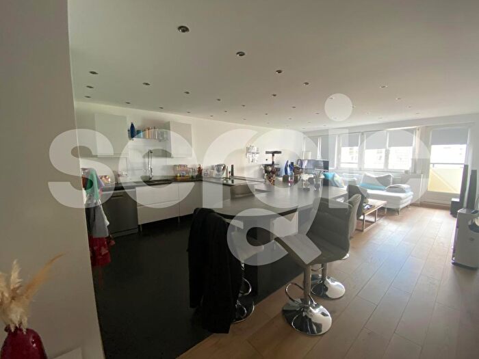 Appartement à louer - Arras, Centre-ville - 3 pièces - 2 chambres