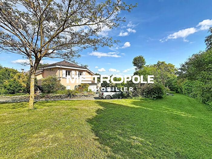 Maison 6 pièces à vendre à Trept