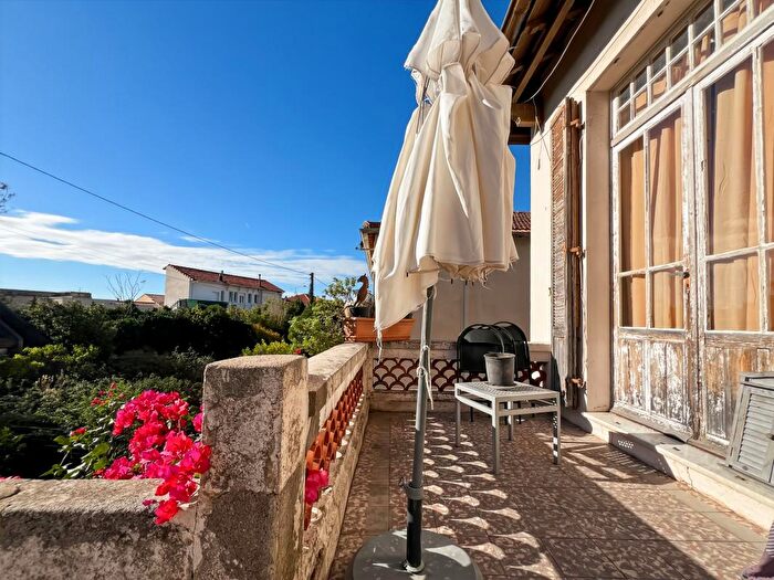 Maison à vendre - Saint-Raphaël, Plateau Notre-Dame - 7 pièces - 5 chambres