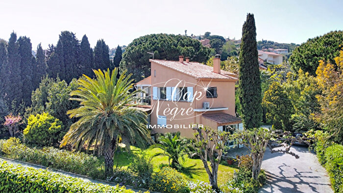 Maison 4 pièces à Le Lavandou, Rousset, Four des Maures, Saint-Clair, à vendre