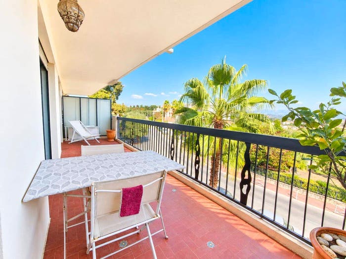 Le Puy, Antibes : Appartement 2 pièces à louer