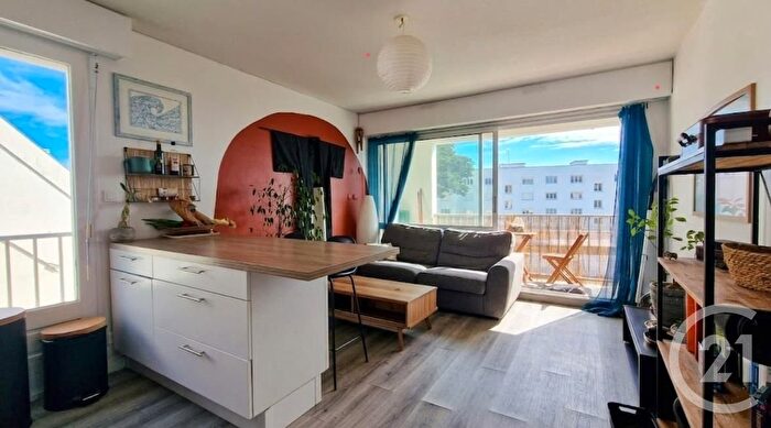Quiberon, Centre-ville, Grande Plage, Port Maria, Goviro, Kervozès : Appartement 2 pièces à vendre