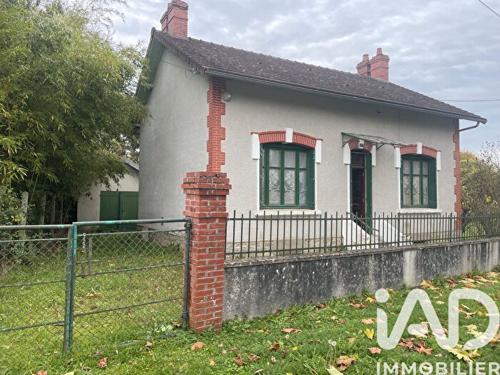 Maison 3 pièces à vendre à Lurcy-Lévis