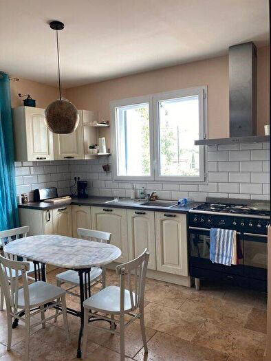 Appartement à louer - Le Pouget - 5 pièces - 4 chambres