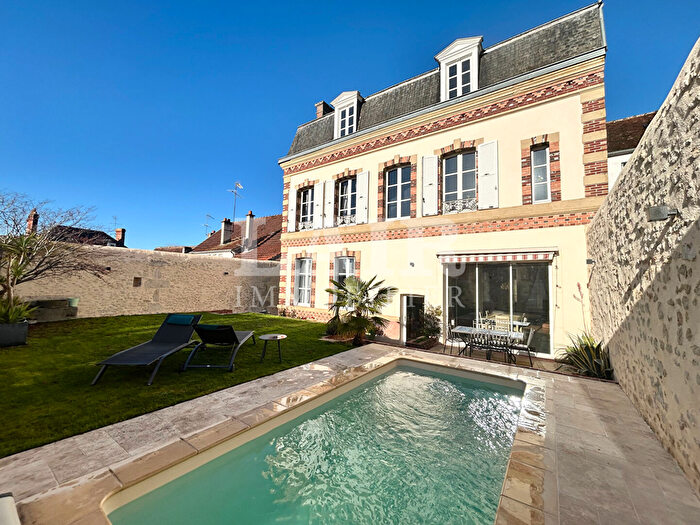 Argentan, Ouest - Maison 9 pièces à vendre
