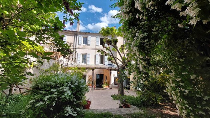 Angoulême, Le Vieil Angoulême - Maison 7 pièces à vendre