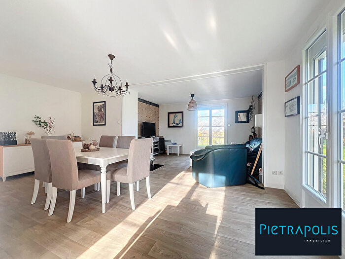 Maison à vendre - Viévigne - 6 pièces - 5 chambres