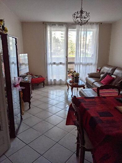 Appartement à vendre - Meaux - 4 pièces - 3 chambres