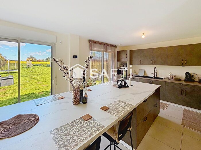Maison 6 pièces à La Neuville-d'Aumont, à vendre