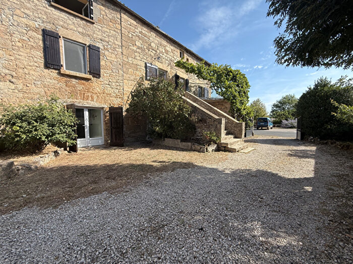 Maison 5 pièces à Buzeins, à vendre