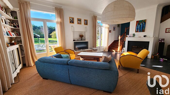 Maison à vendre - Beaumont-du-Périgord - 7 pièces - 5 chambres