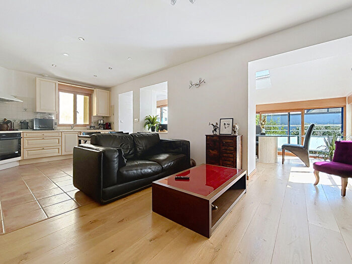 Appartement à vendre - Quimper, Penhars, Penanguer, Corniguel - 5 pièces - 3 chambres