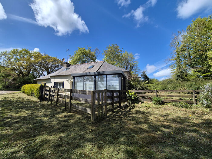 Corlay : Maison 3 pièces à vendre